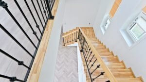 Trapgat Behangen: Super Aanbieding € 14,99 m2 (Actie)